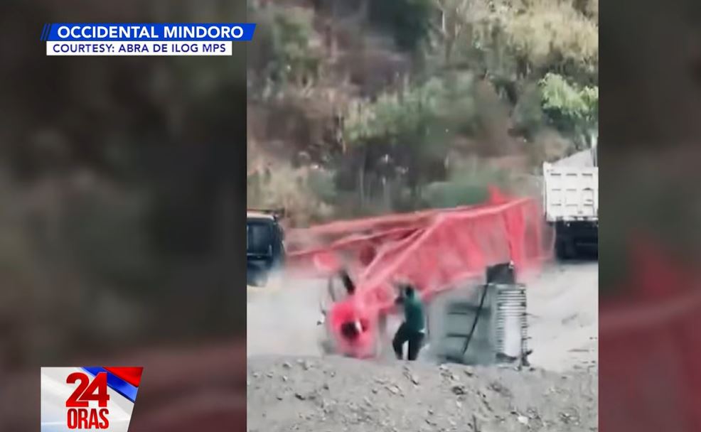 Construction worker pinned by falling crane in Occidental Mindoro