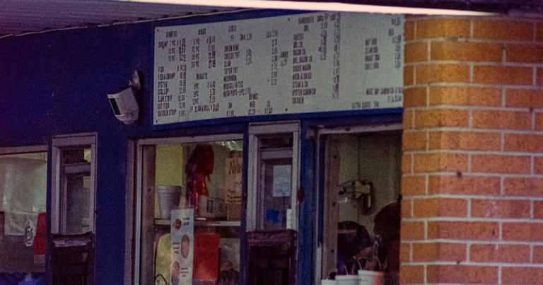 The best fish sandwich in Florida comes from this low-key spot