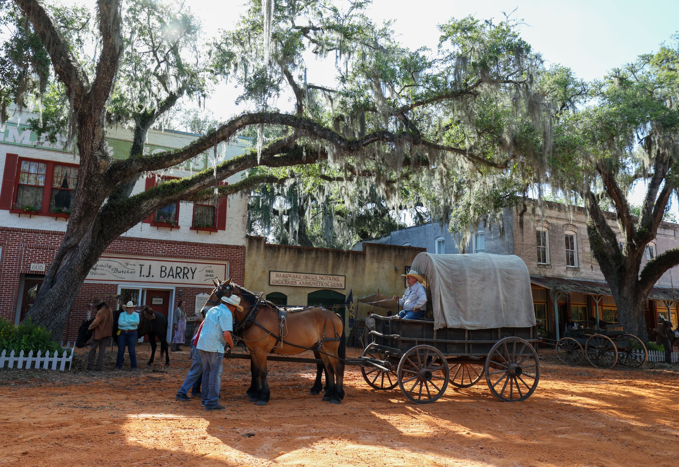 Micanopy transformed into South Georgia town for 'A Land Remembered'