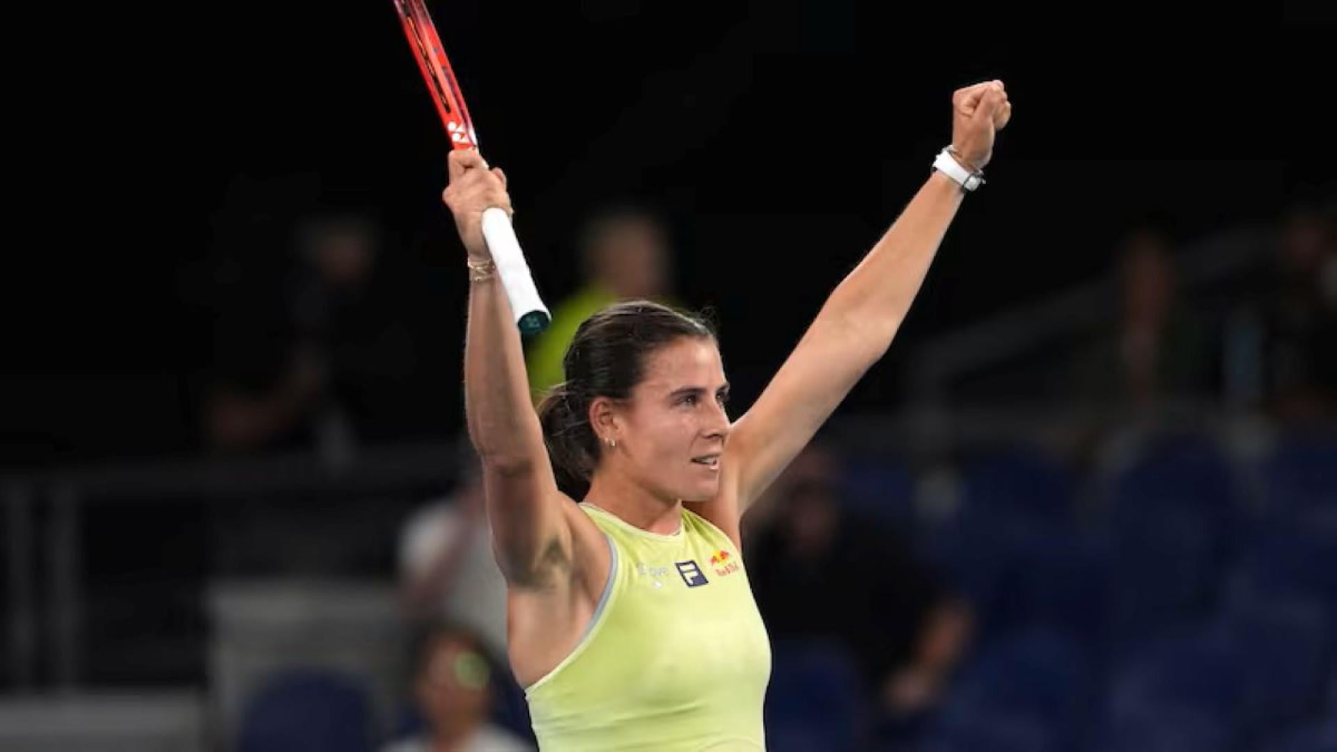 Strasbourg: Resurgent Emma Navarro pulls off miraculous comeback to ...