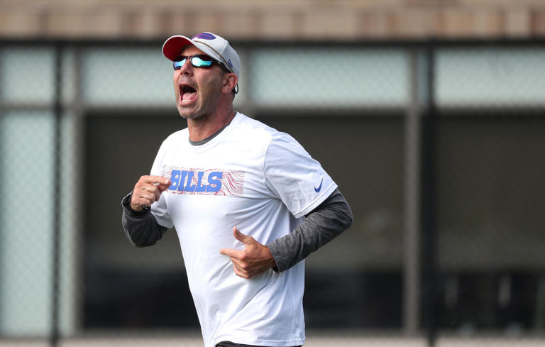 Steelers special teams coordinator Danny Crossman is seriously focused ...