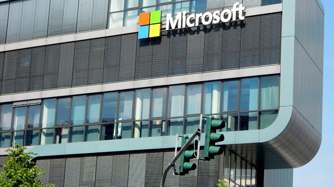 Anthropic in talks with Microsoft for custom AI chips: Report