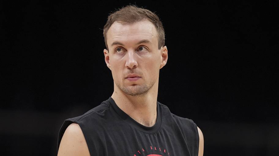 Hawks' stunning run came at expense of veteran amidst identity shift