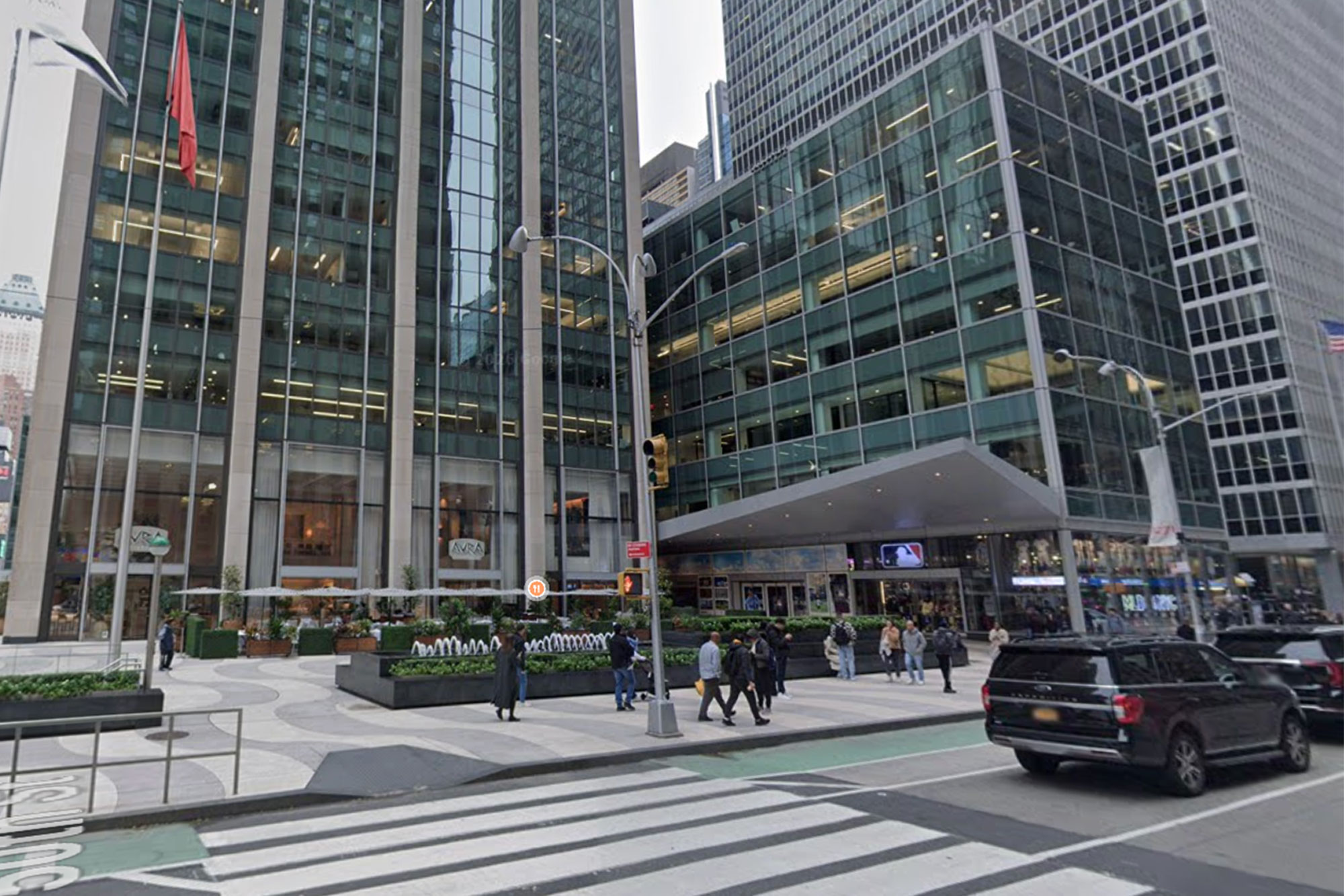 Teen slashed on neck in morning NYC attack steps from Rockefeller ...