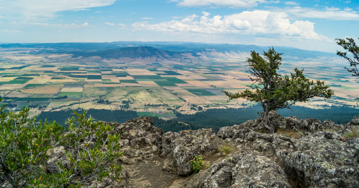 8 Oregon towns where a couple can live on nothing but Social Security