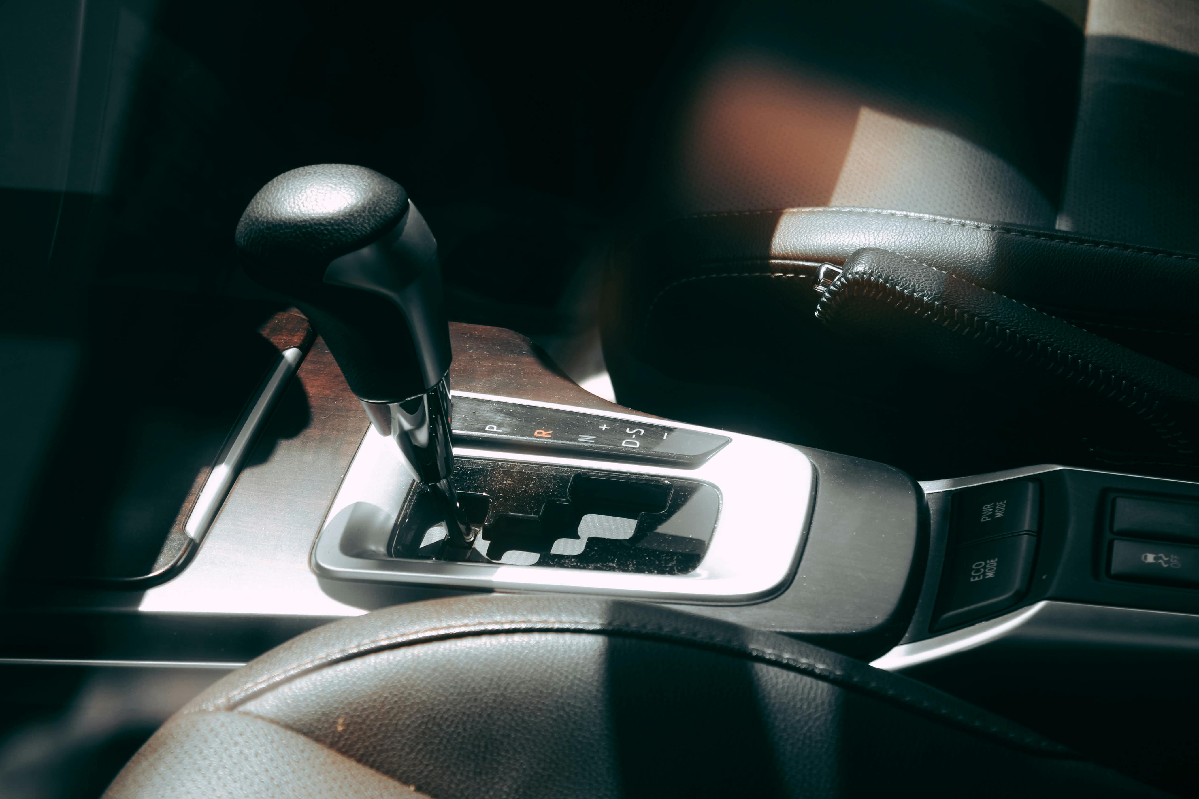 20 manual transmission cars only enthusiasts can appreciate