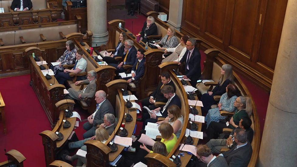 Lib Dems will run city despite losing majority