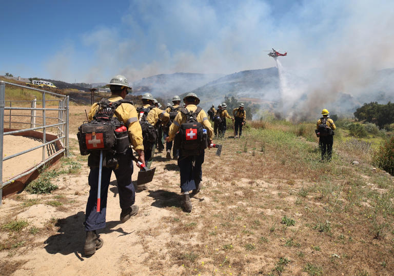 Southern California wildfire smoke advisory extended into Thursday night