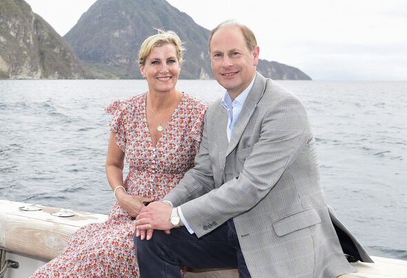 Royal couple announce major royal tour within days