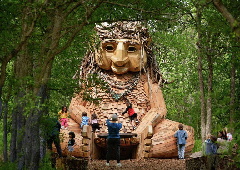 Pease Park's giant troll sculpture burned to the ground after early ...