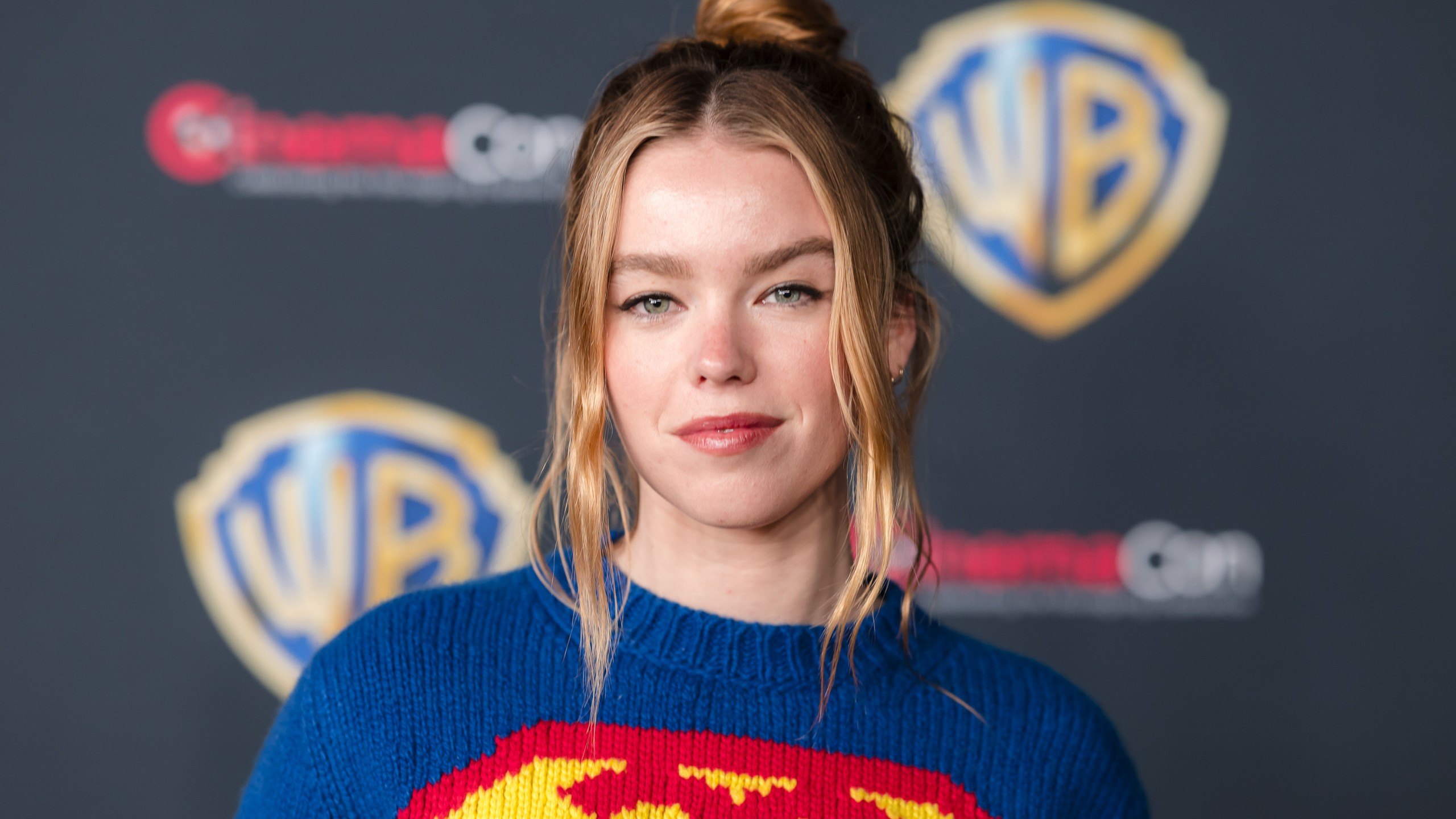 Supergirl star Milly Alcock shows off tiny attic where she was living ...