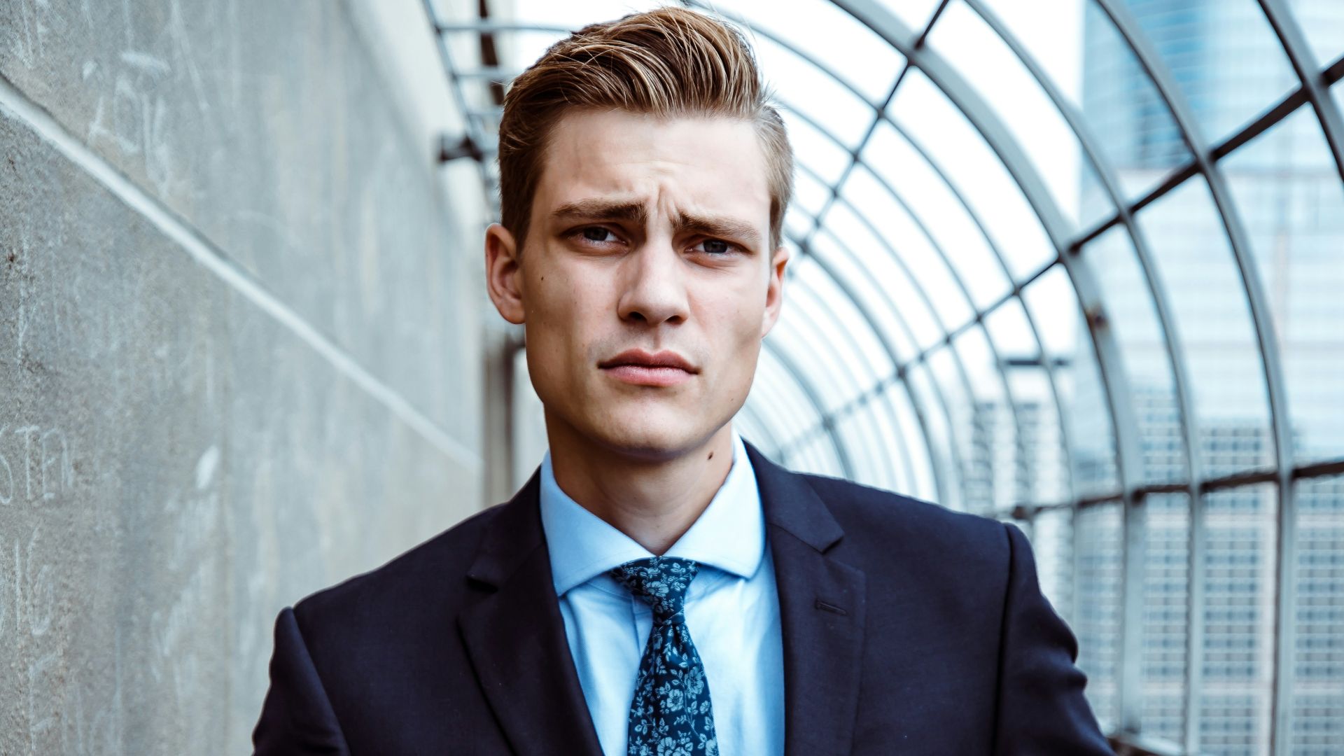 20 men’s names women assume belong to walking red flags