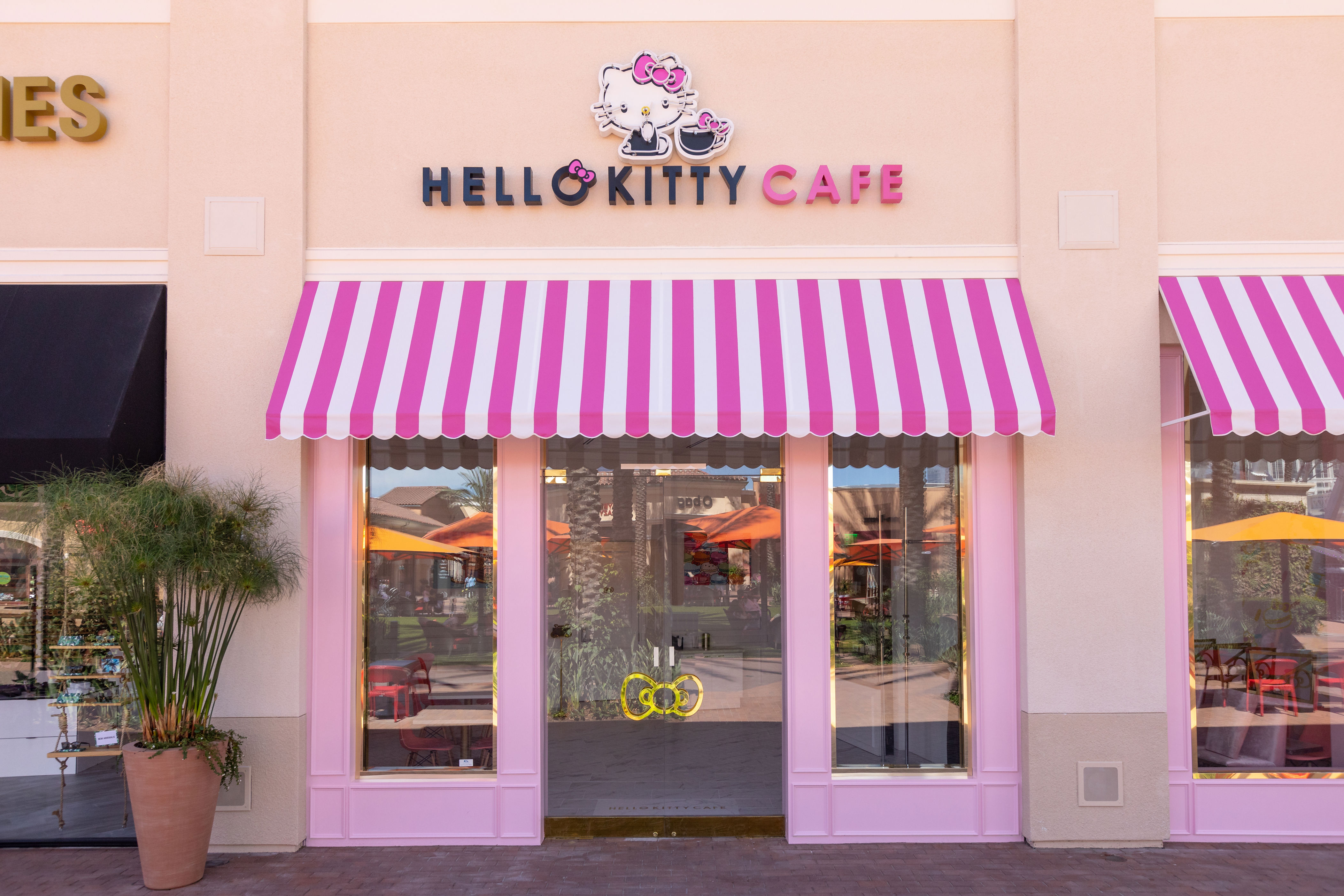 'Coming soon': Hello Kitty Cafe opening a location inside north ...