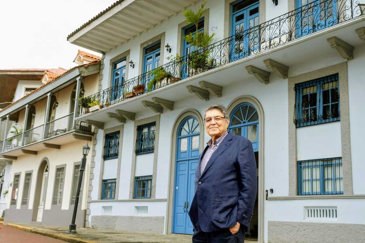Sergio Ramírez se integra a la Real Academia Española