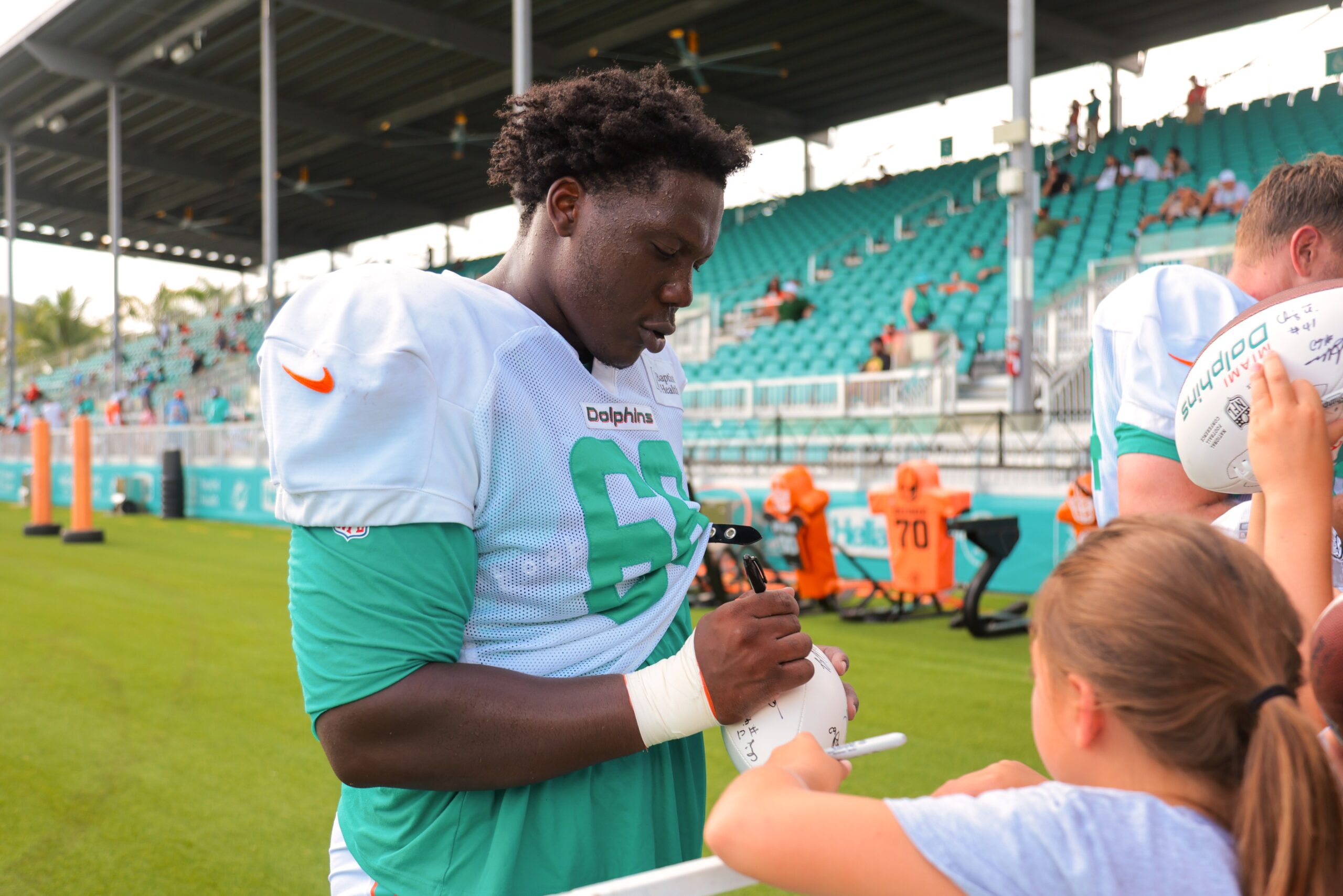 Two holdover members from the Miami Dolphins' 2025 season cut loose as ...