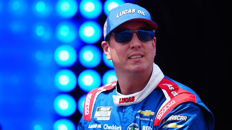Kyle Busch hospitalized due to illness; NASCAR Cup Series driver set to ...