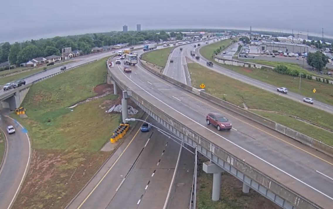 Lanes of Interstate 44 near May Avenue back open after wreck