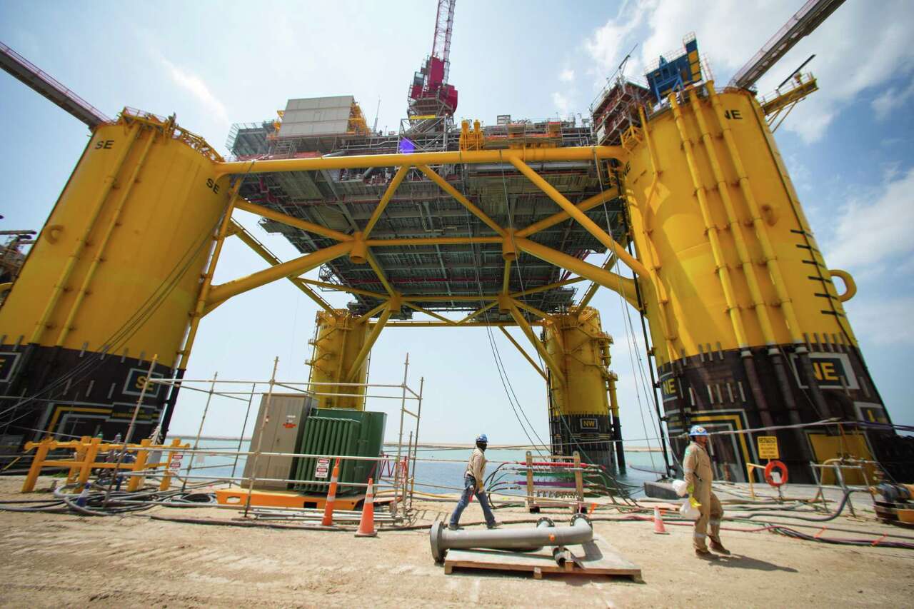 Why Houston's biggest oil companies are betting billions on the Gulf of ...