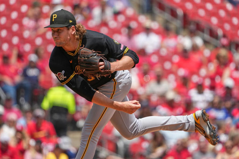 Ashcraft’s strong start backed by offense as Pirates take series; Lowe ...