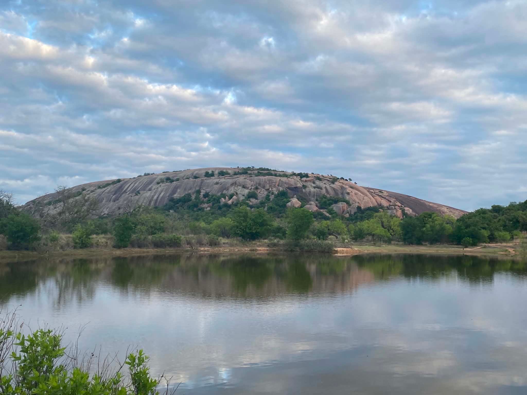 Missing elderly woman found dead at Enchanted Rock State Natural Area ...