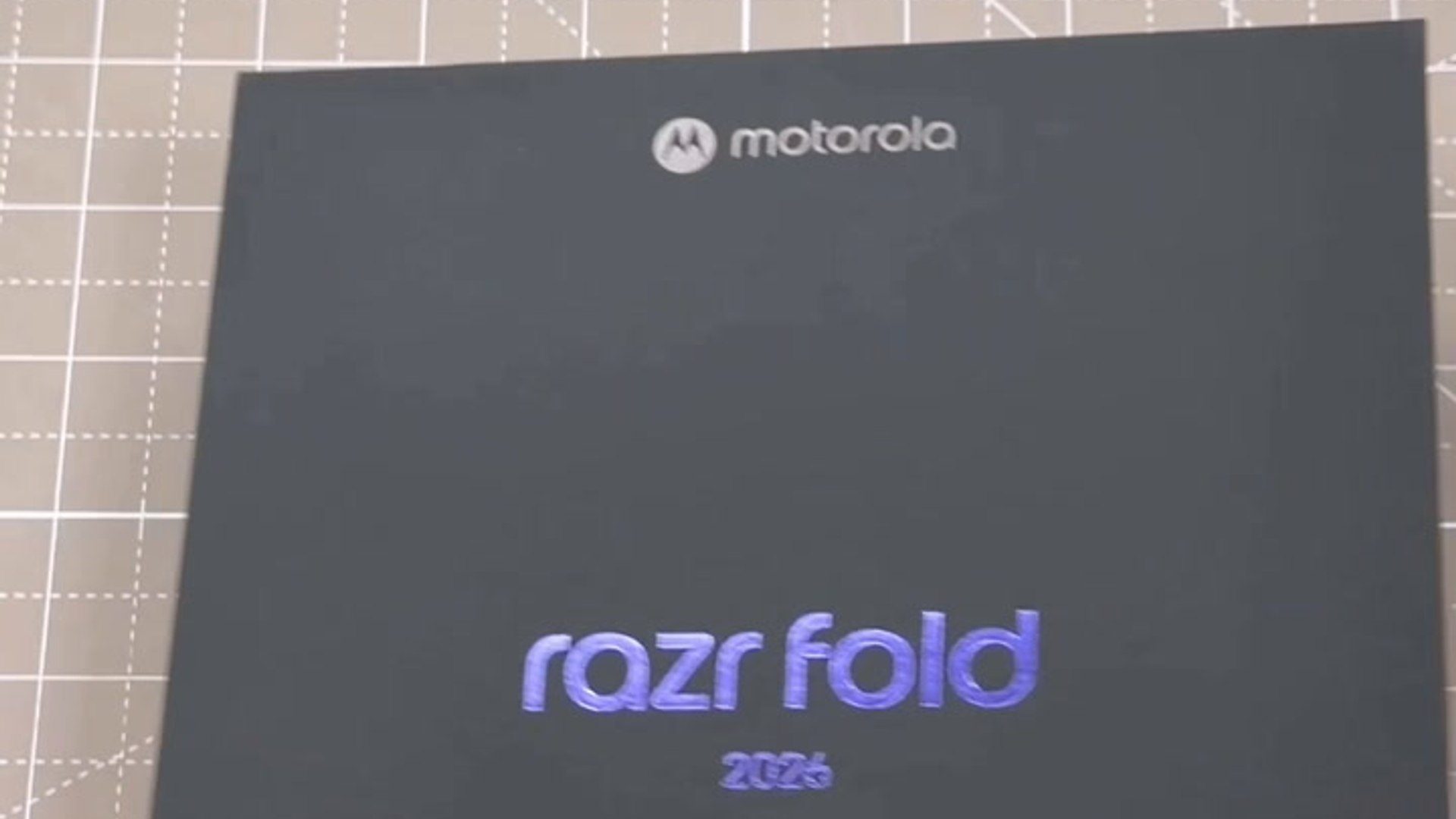 Unboxing the $1,899-£1,799 Motorola Razr Fold. Would you pay this much?