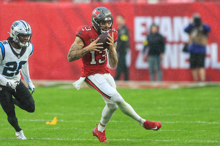 49ers news: Mike Evans has brought 'good pressure' into locker room