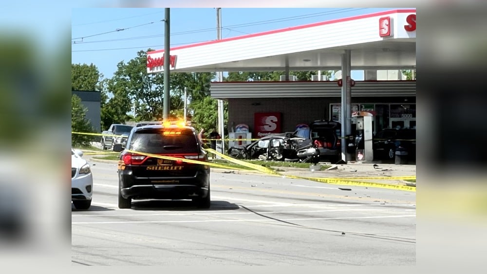 Injuries reported after crash in Harrison Twp