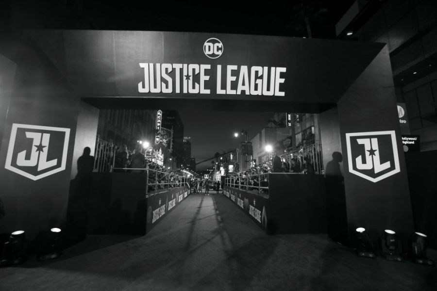 USMNT joins forces with Justice League in intergalactic battle