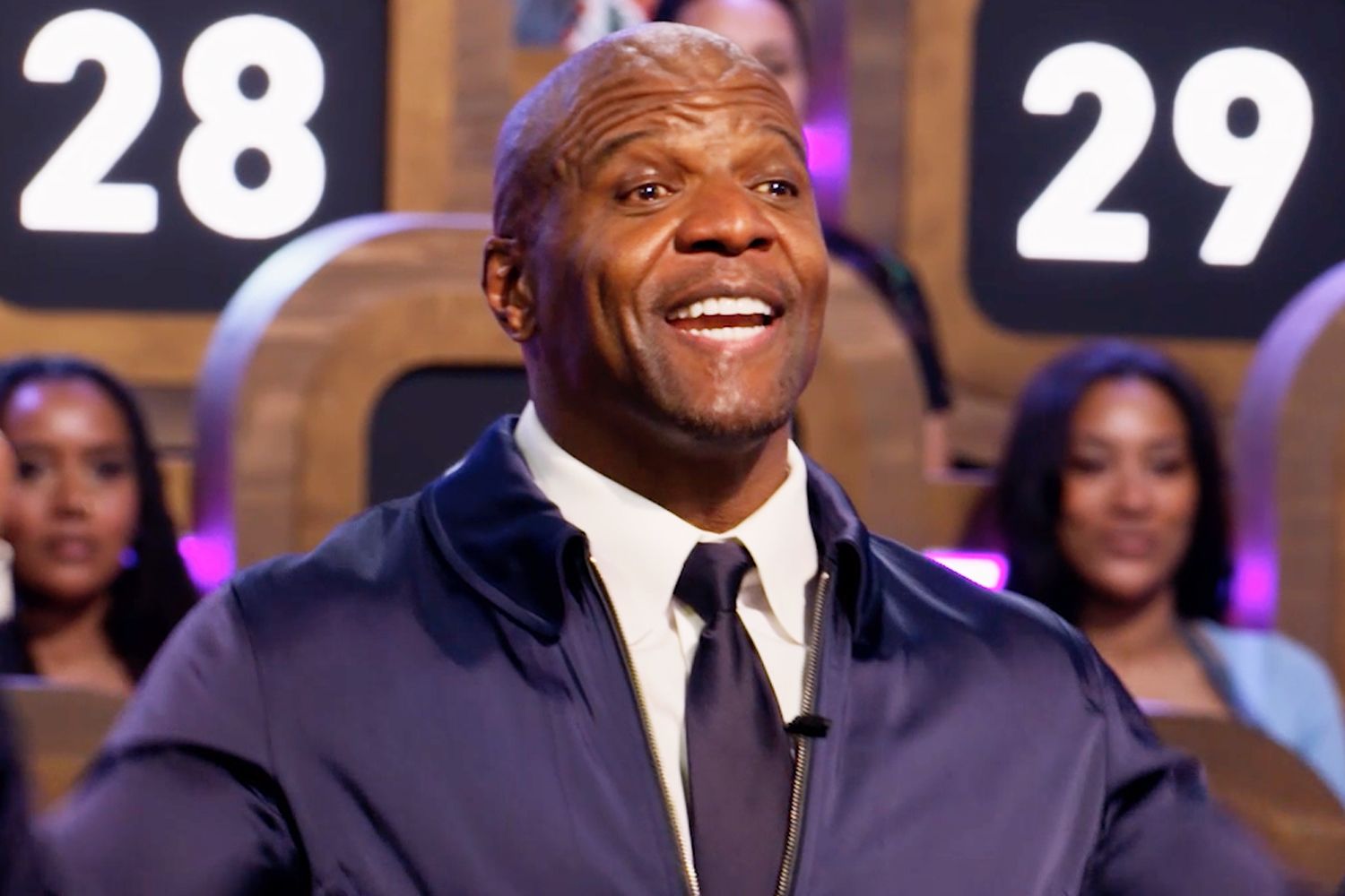 Get a first look at "100 Cooks", Food Network's new series hosted by ...