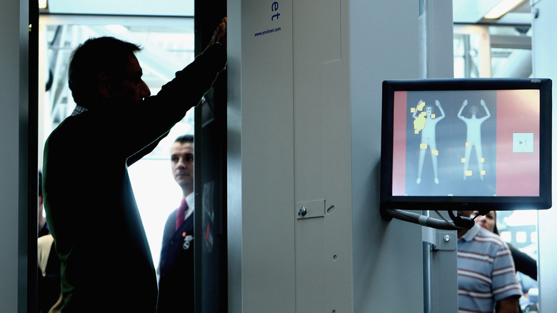 What full-body scanners at airport security really show