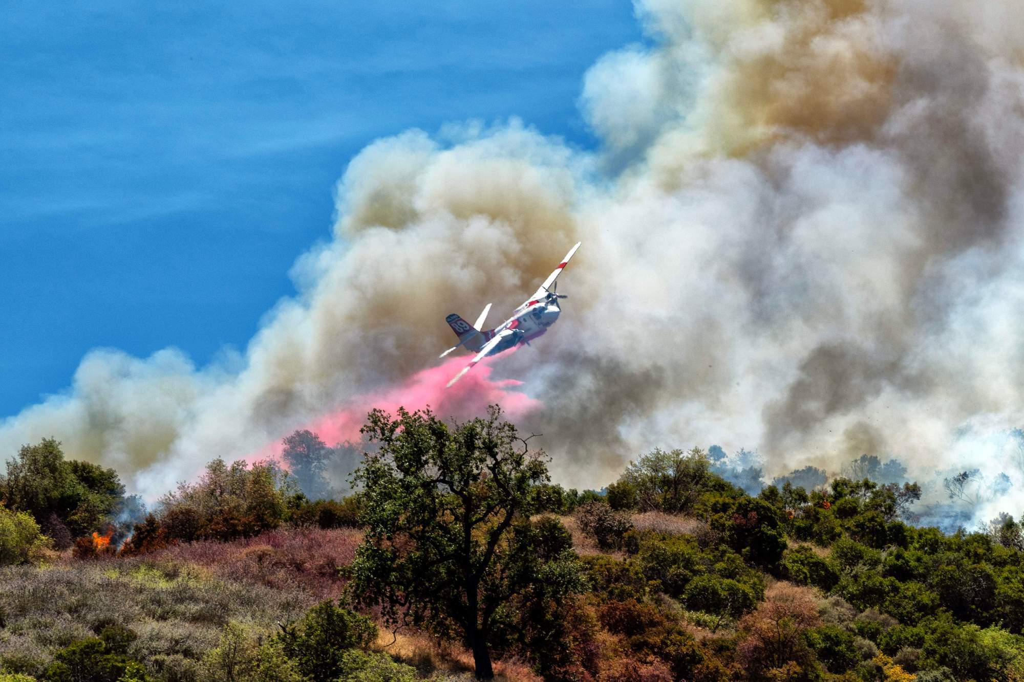 Containment doubles for Sandy fire in Simi Valley, now at 30%