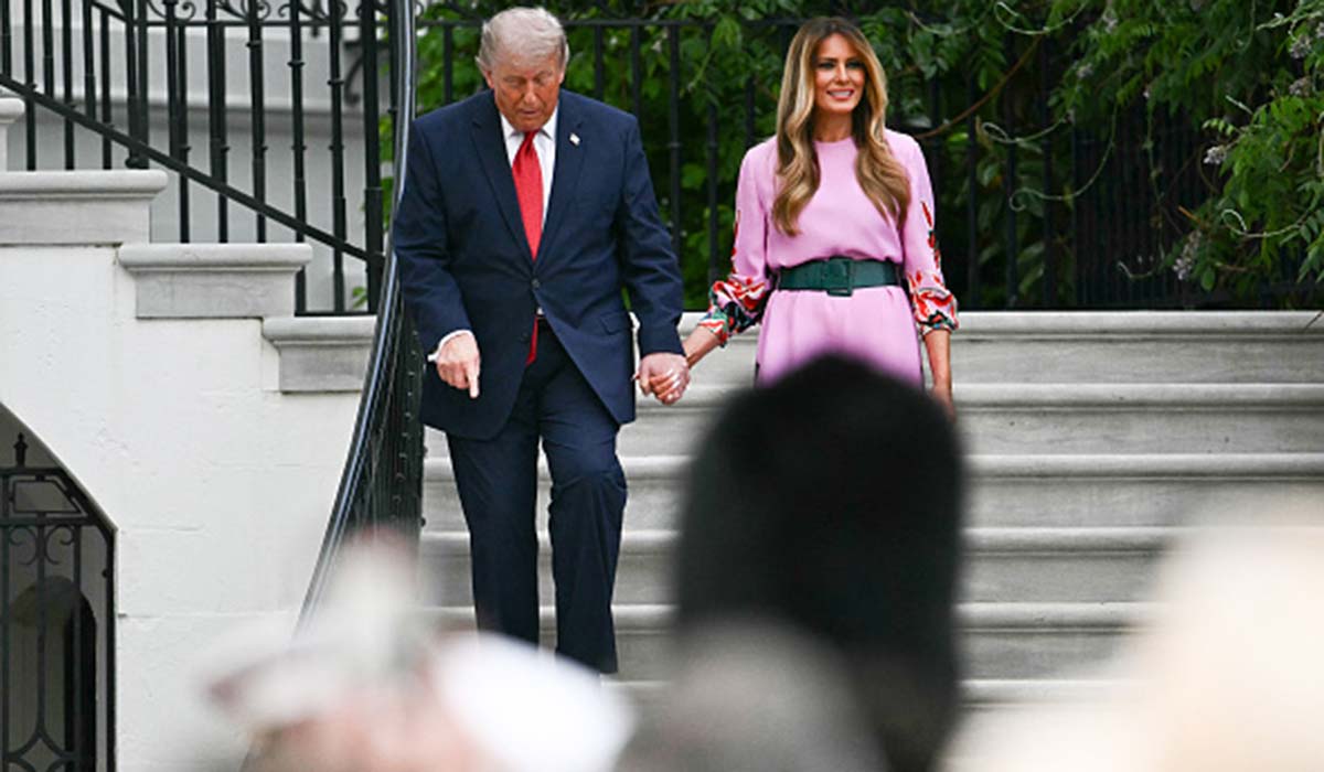 Humiliation for Trump as he stumbles over words in bizarre White House rant