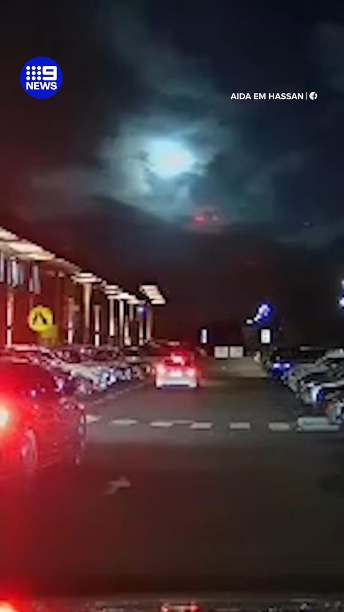 Watch: Meteor lights up the sky over Australia's New South Wales