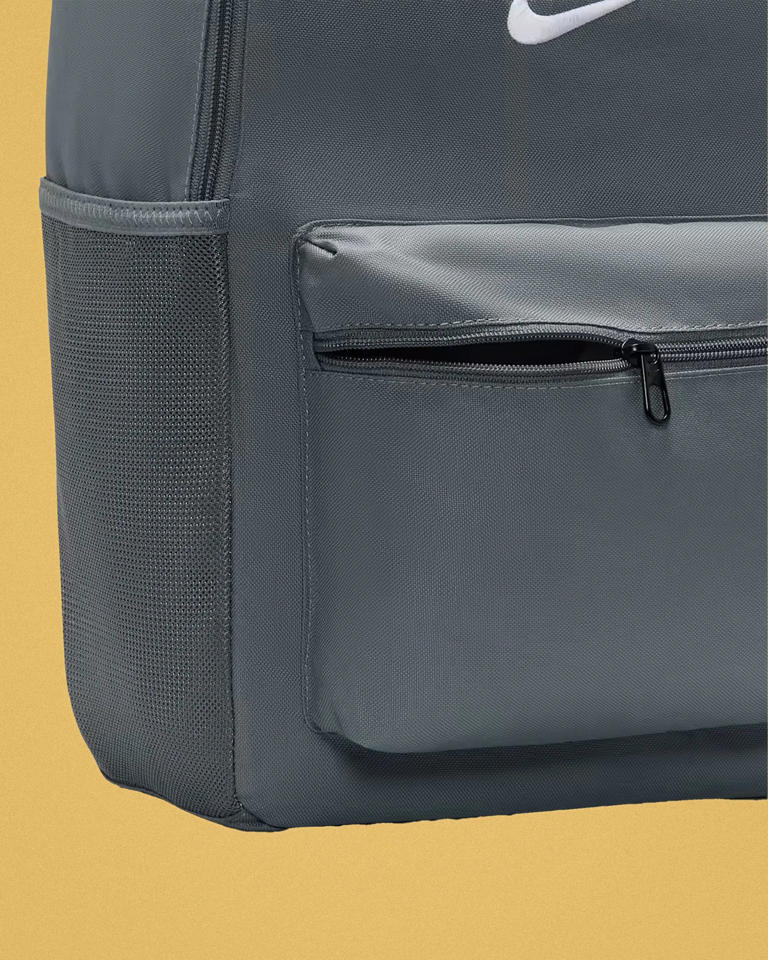 Nike’s $40 dupe of a classic 1970s EDC pack proves simple is often best