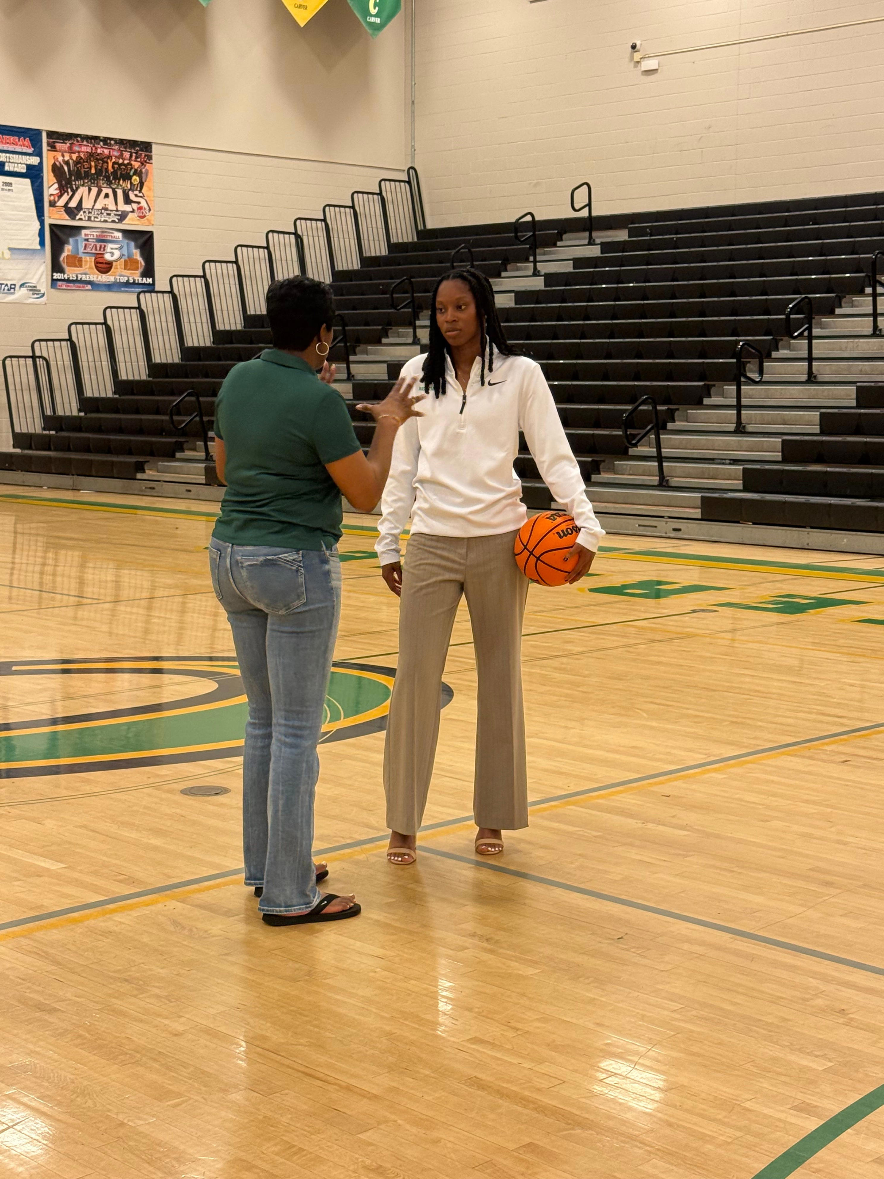 Carver adds Montgomery area legend as next girls basketball coach