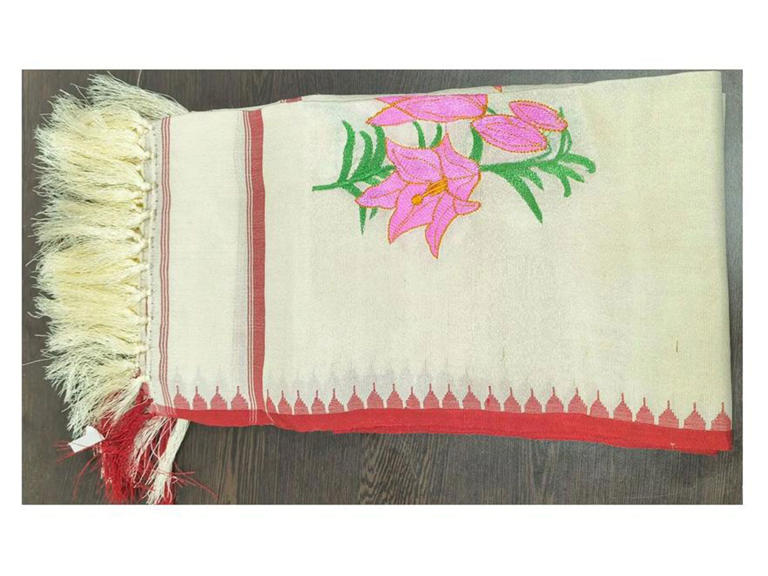From blue pottery to silk stoles: PM’s gifts reflect India’s cultural ...