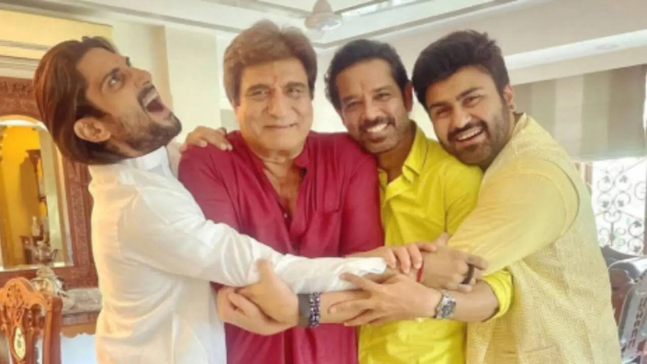 Arya Babbar recalls Raj Babbar leaving home for Smita Patil; Prateik ...