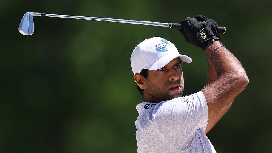 Aaron Rai keeps it simple, all the way down to his grips