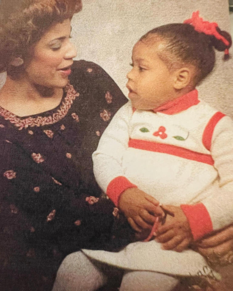 Sheinelle Jones accidentally name-drops her childhood 'chain-smoking ...