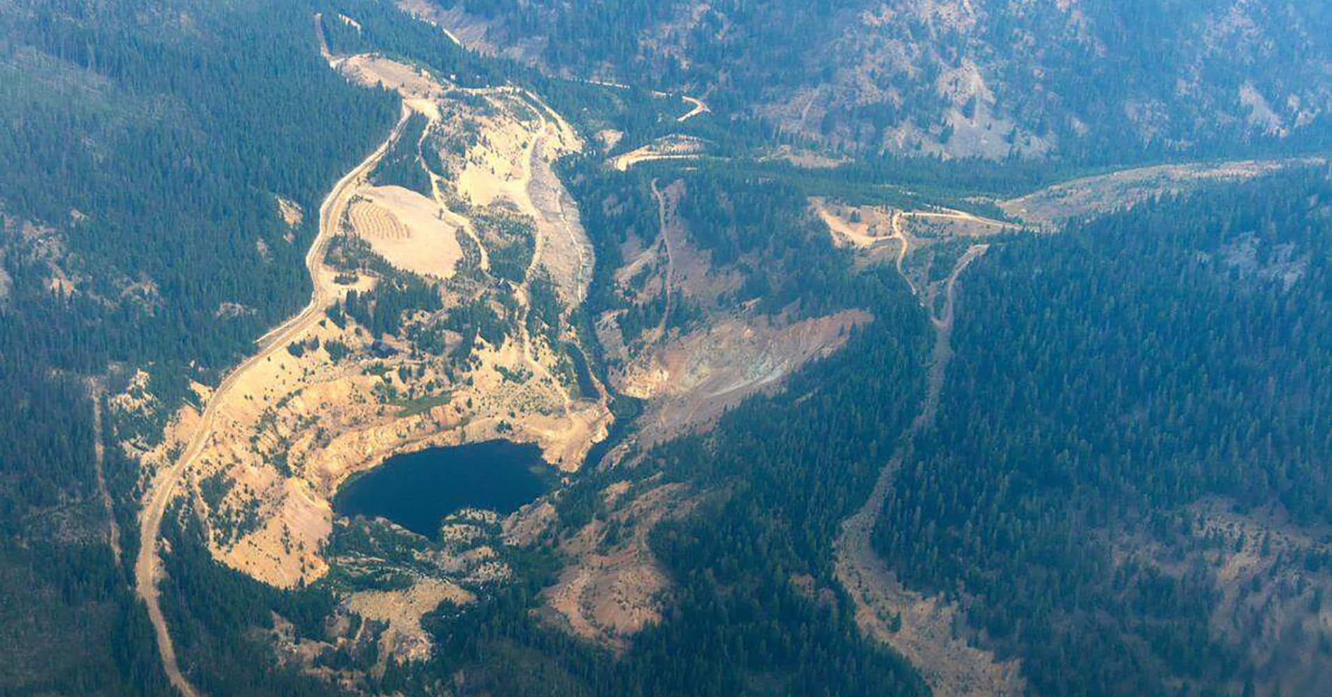 Miner Perpetua Resources secures $2.9 billion US loan for Idaho gold ...