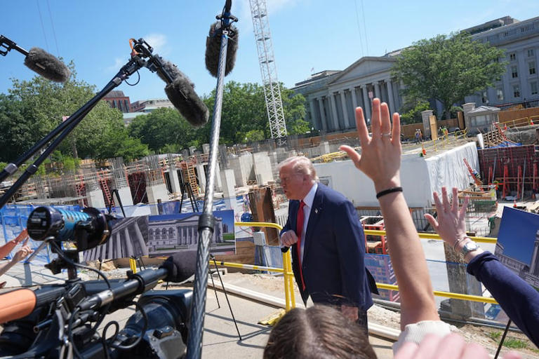 Republicans’ immigration bill falls apart after opposition to Trump’s ...