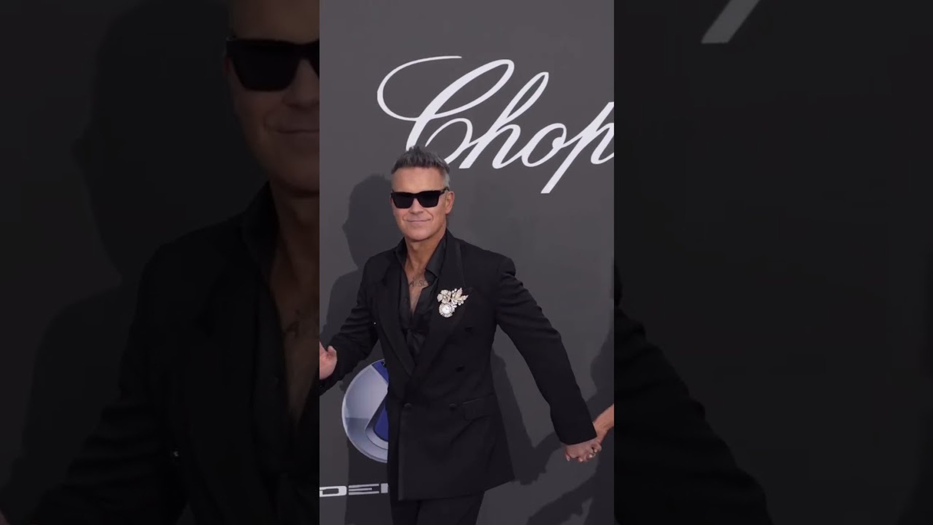 Robbie Williams au gala amfAR Cannes, l’une des soirées les plus ...