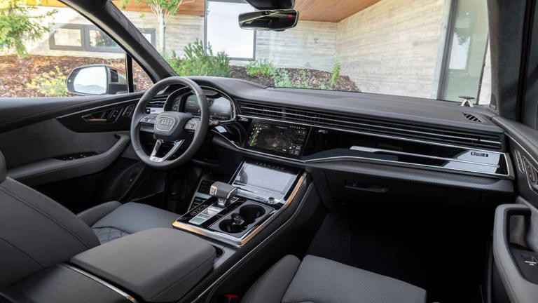2026 Audi SQ7 review, specs, pricing, and warranty