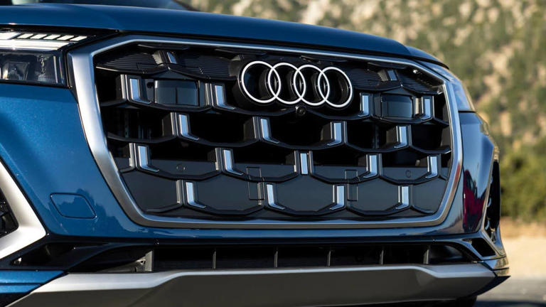 2026 Audi SQ7 review, specs, pricing, and warranty