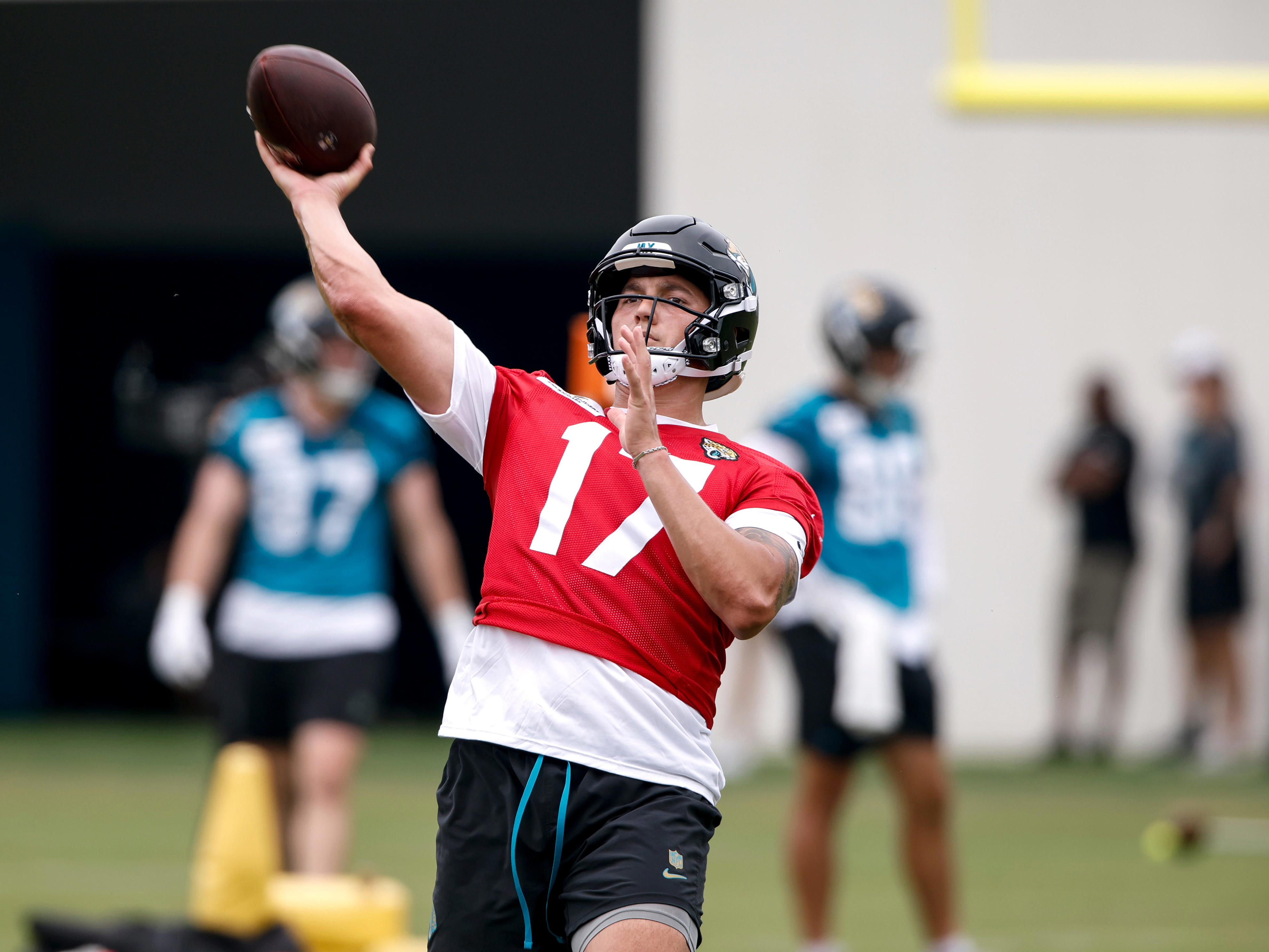 8 Jaguars undrafted rookies guaranteed at least $200,000