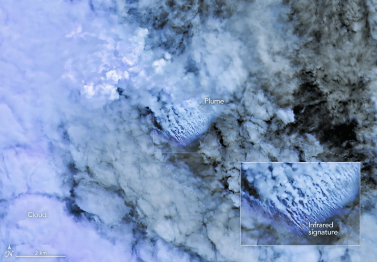 NASA satellites capture rare volcano eruption in the Bismarck Sea ...