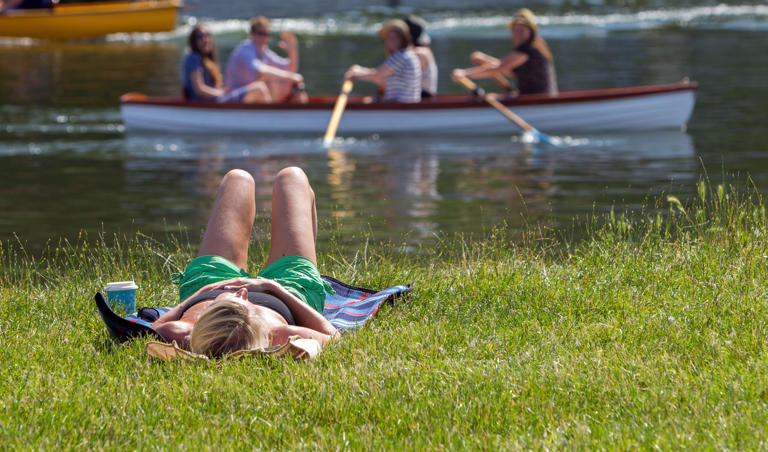 Sun safety warning issued for bank holiday as skin cancer cases hit ...