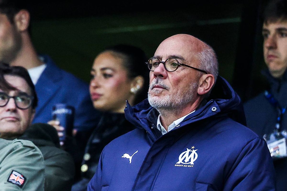 OM : Changer le logo, Stéphane Richard a son premier combat
