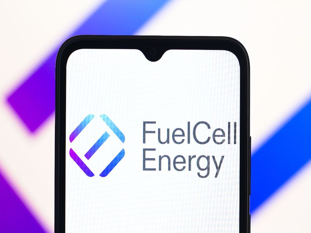 FCEL stock rallies toward sixth green week on board upgrade