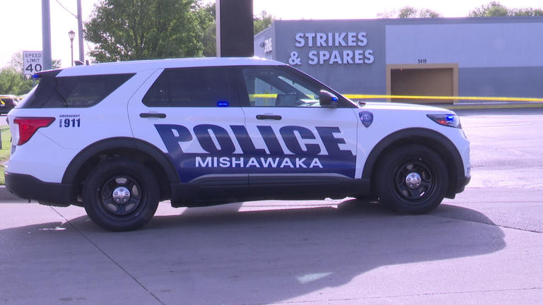 One injured in shooting outside Strikes & Spares in Mishawaka